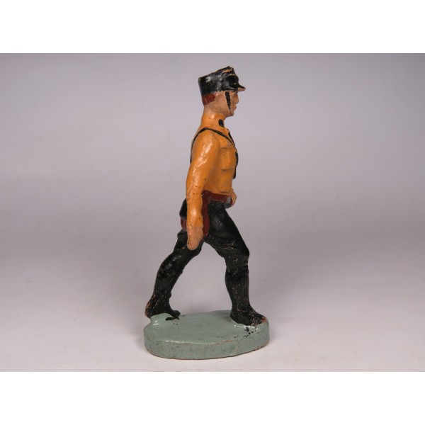 Figurine of an marching SS LAH guard soldier in early uniforms, Elastolin