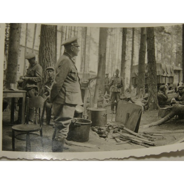 97 photos from the Eastern front, German soldier's frontline life