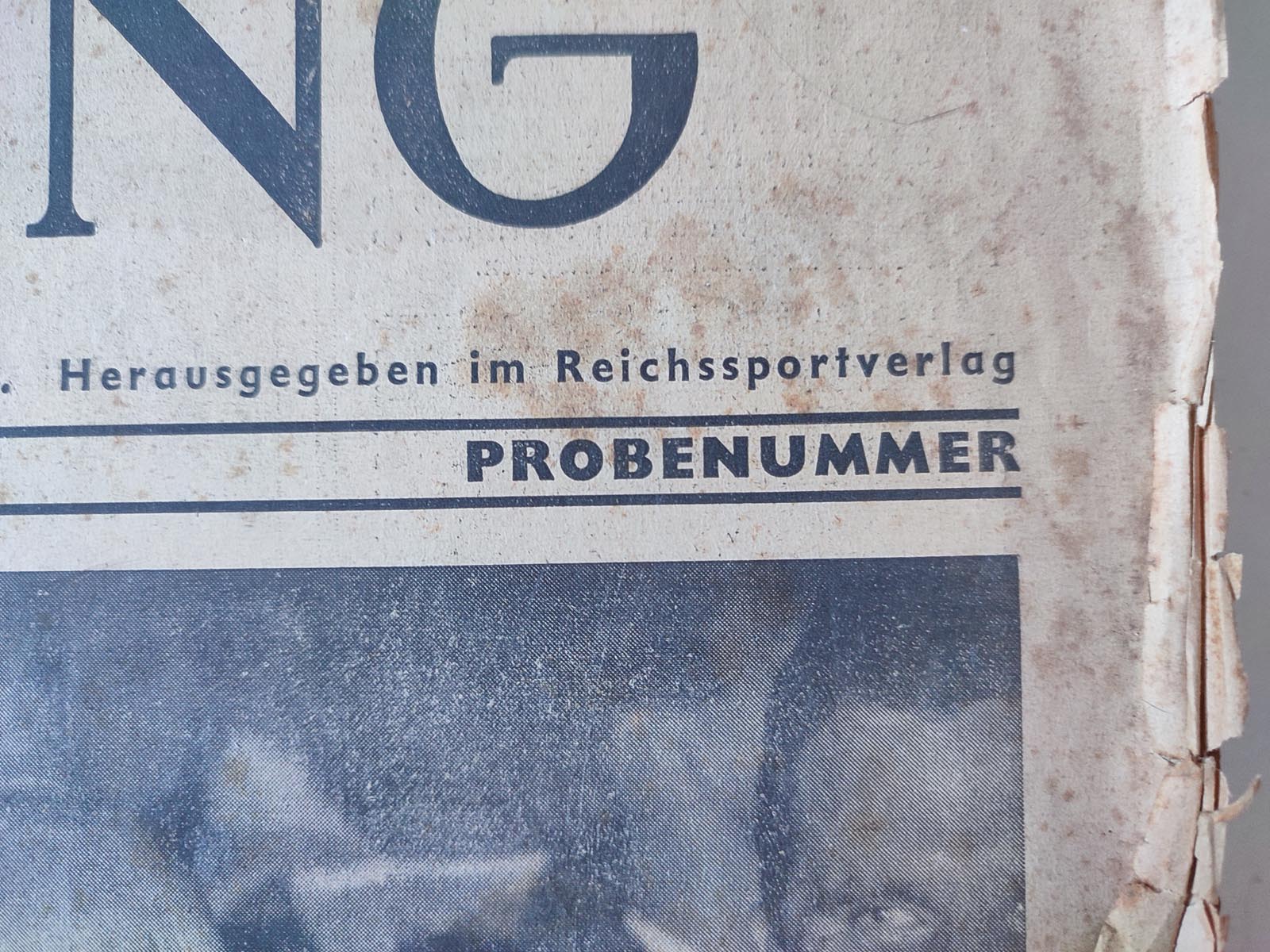 All 31 issues of the newspaper Olympia Zeitung including even an extra ...