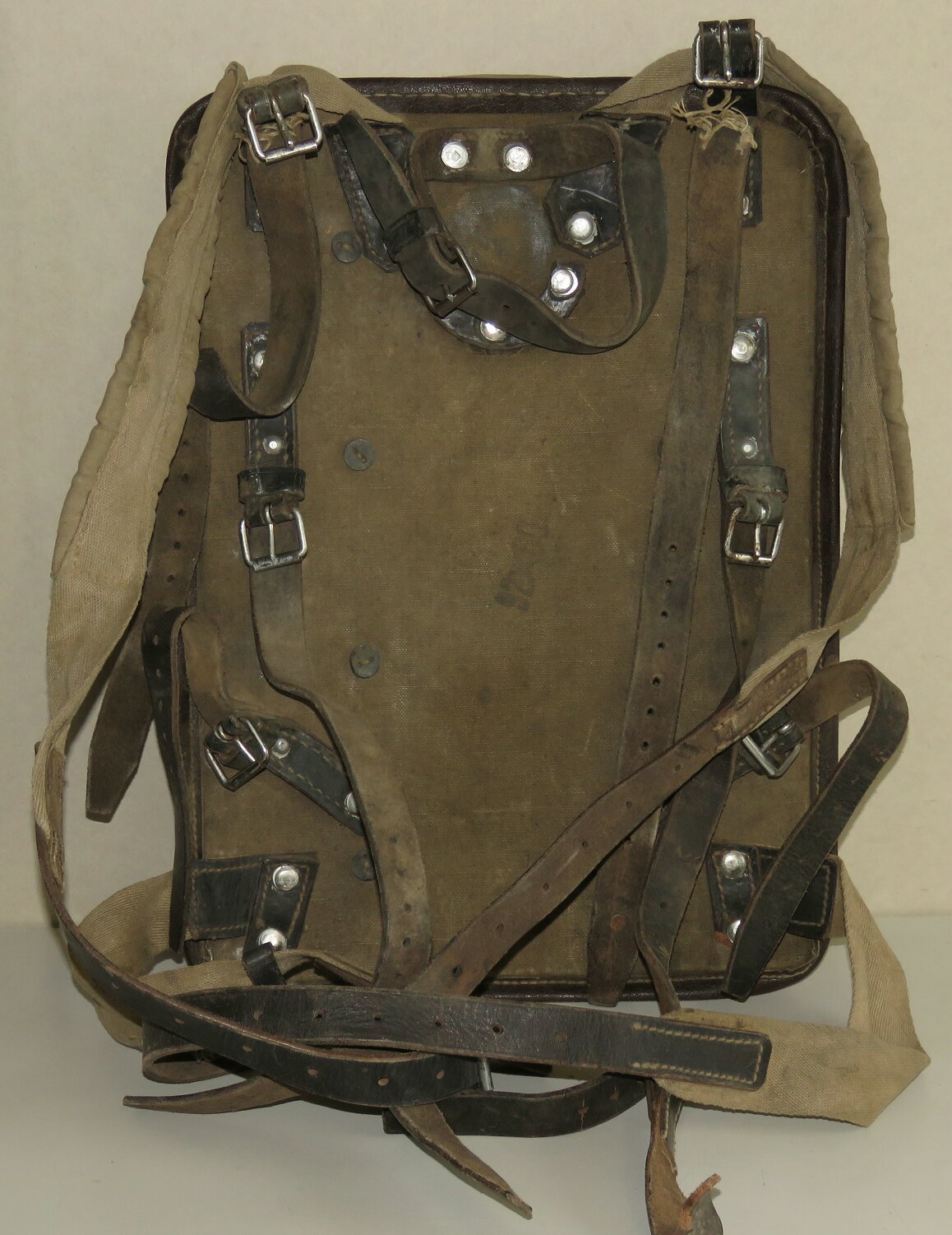 Pad frame carrier for heavy equipment of the Red Army, Mortar or MG