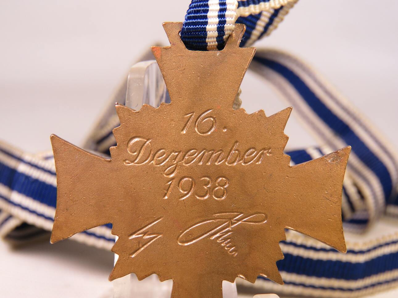 3rd Reich: Mother's cross 12/16/1938, third class, bronze