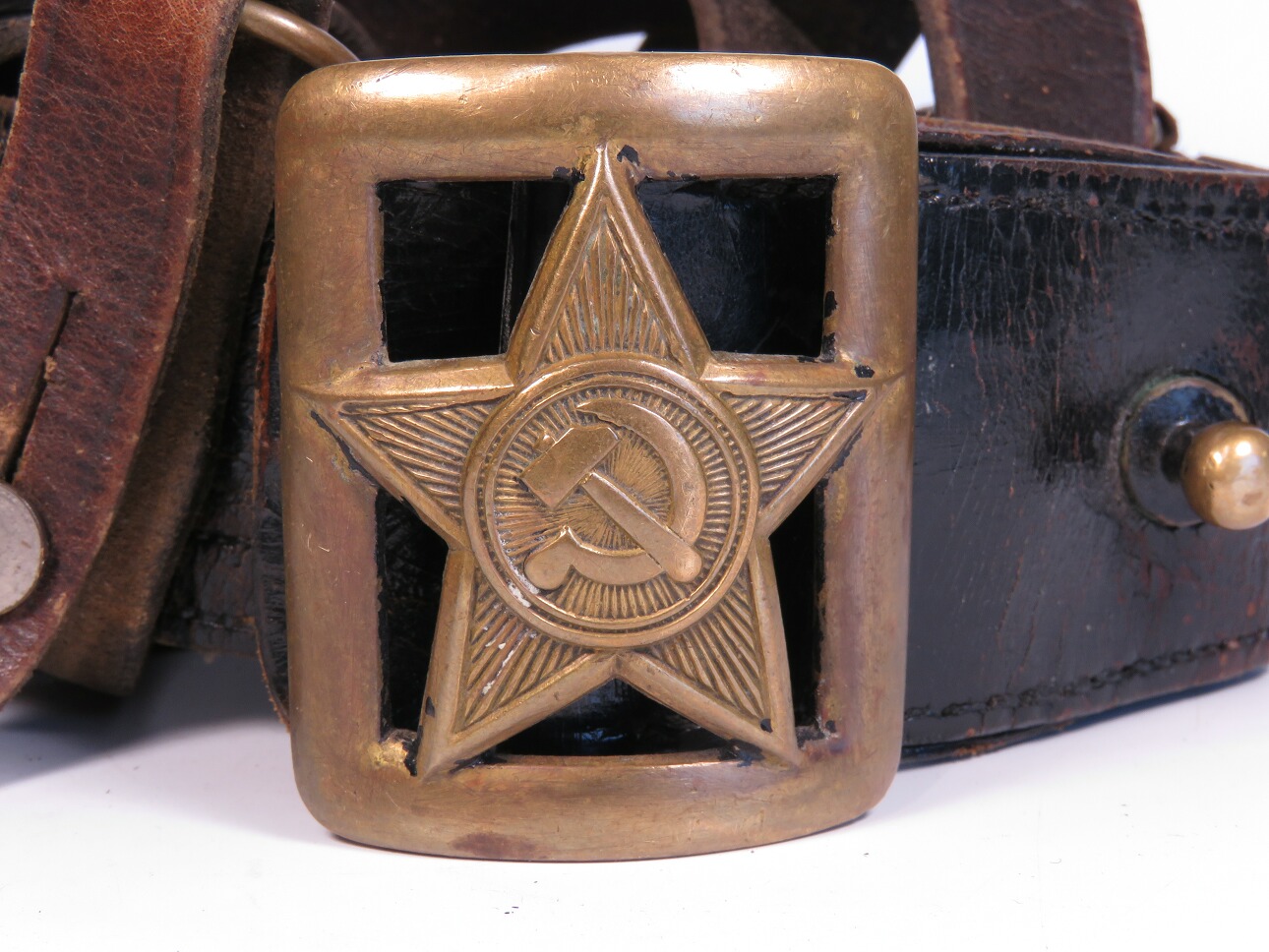 M35 belt for the command staff of the Red Army with a cross strap
