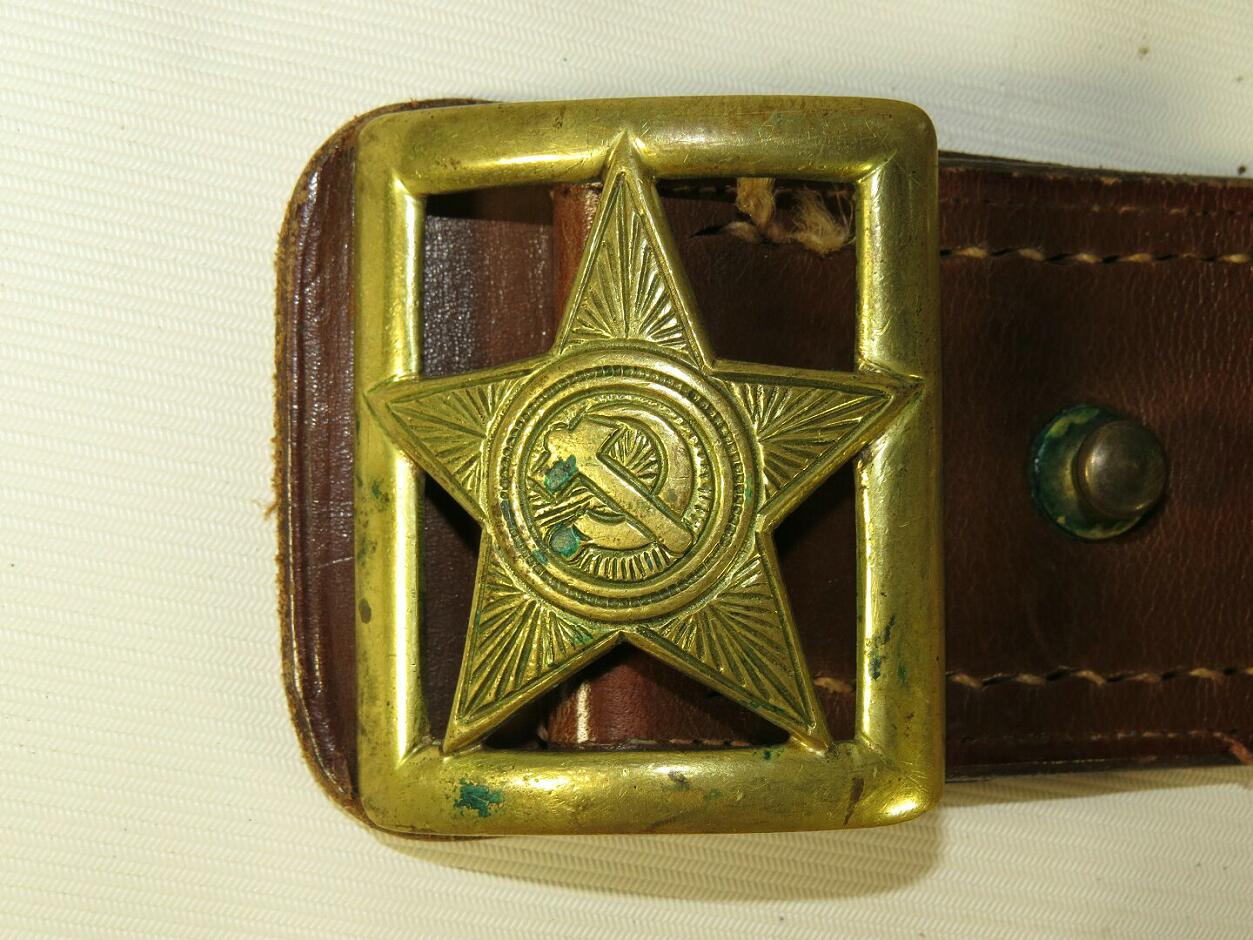 General's leather belt, M35.- Belts & Buckles