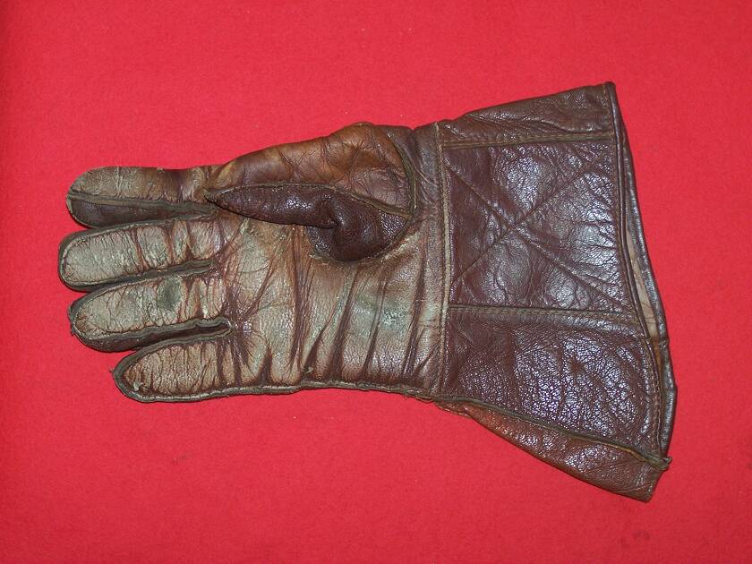 WW2 British or US leather gloves for tankman crew- Other uniforms