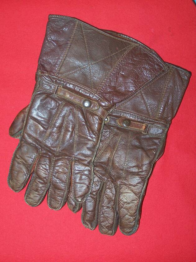 WW2 British or US leather gloves for tankman crew- Other uniforms