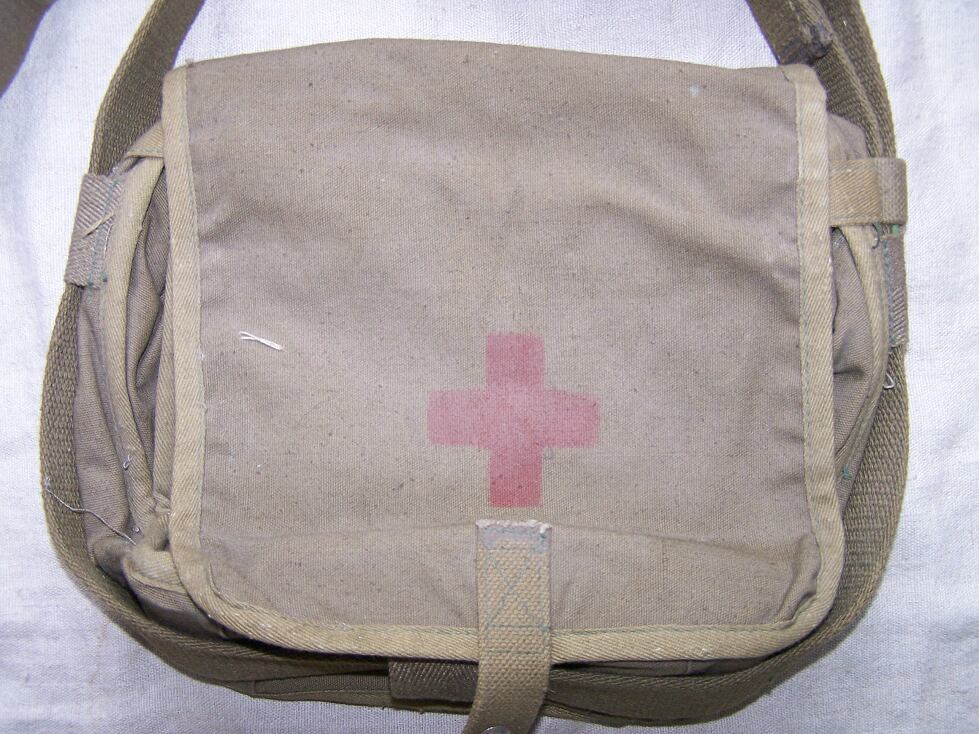WW2 Mint medical bag for airborne or air force's troops.- Bags & Covers
